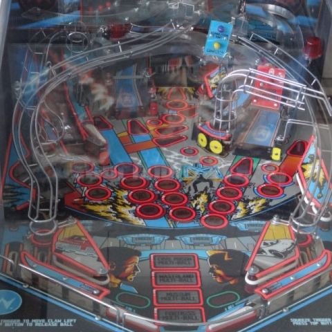 Flipper Demolition Man